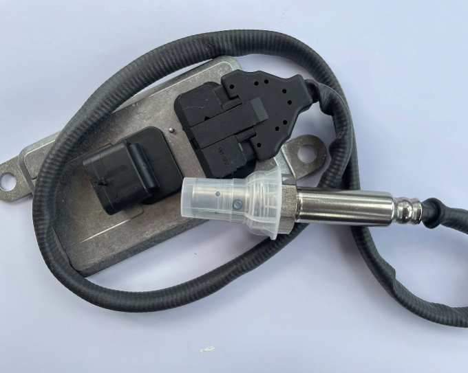 2006 Nox DAF Truck Nitrogen Oxide Sensor 5WK96675A 2894940 OE Standard
