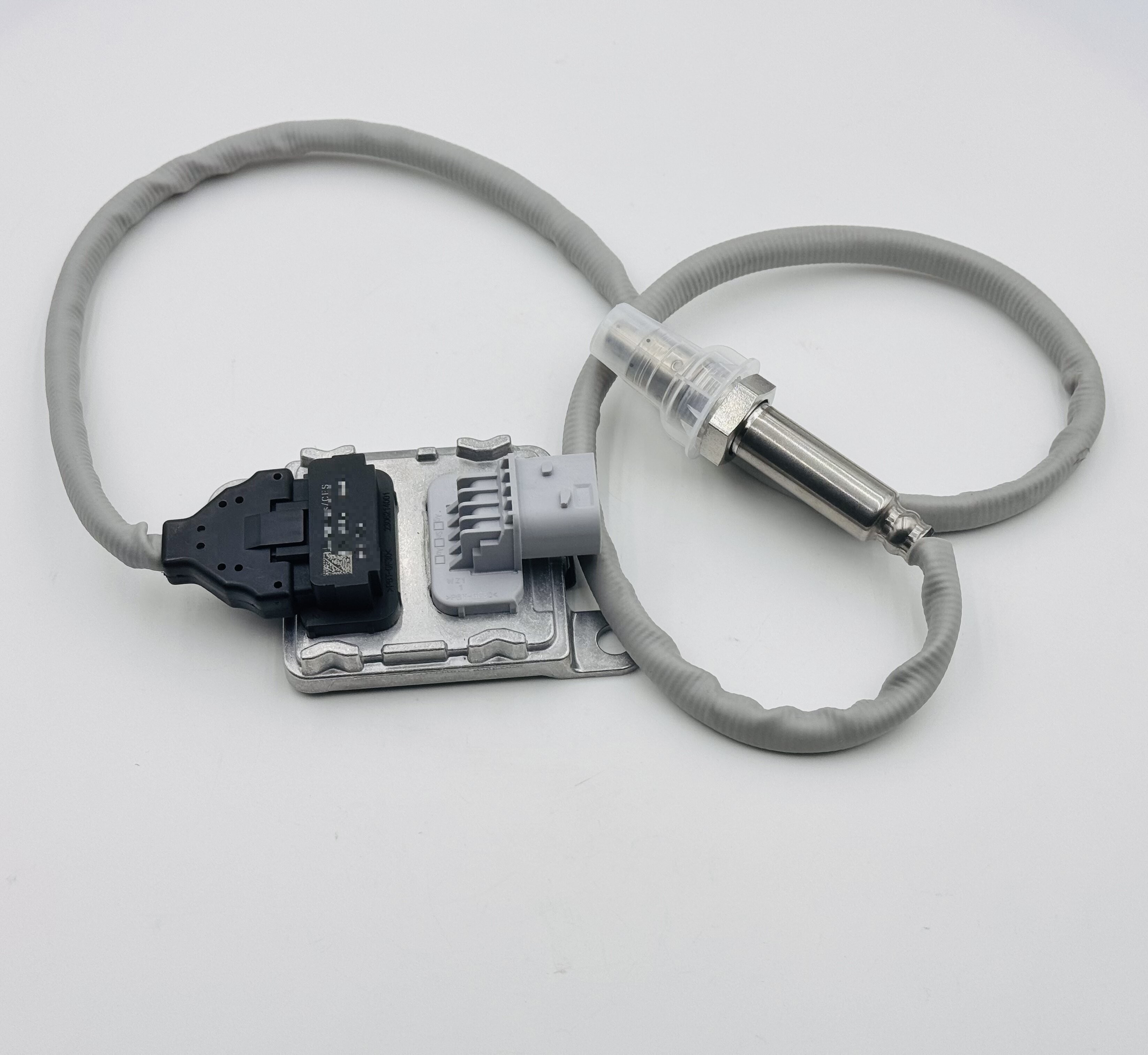 EA0101538128 A0101538128 5WK97403 Nox Sensor For Mercedes-Benz Detroit ...