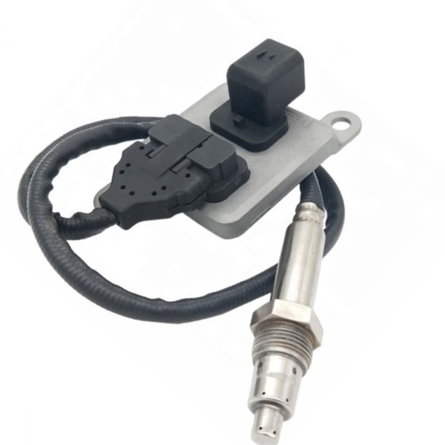 12V Nitrogen Oxide Nox Sensor For John Deere RE553440 5WK96784