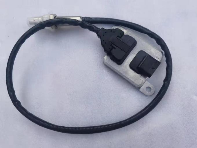 12V Mercedes Sprinter GLC NOx Sensor OEM A0009059603 5WK96681E